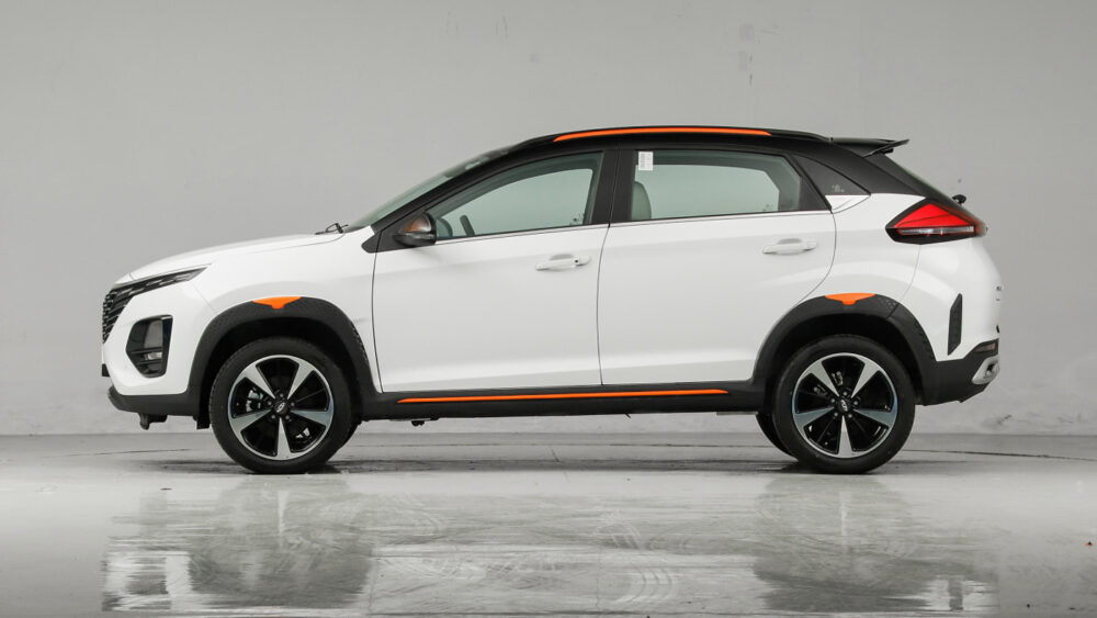 معرفی ام وی ام X33 Cross - اتومدیا